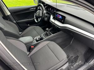 Black Skoda Octavia 2020 in Tallinn, with an engine capacity of 2.00 L and mileage of 126 thousand km for 15999 €, photo 9 on AUTOMOTO.COM.LV