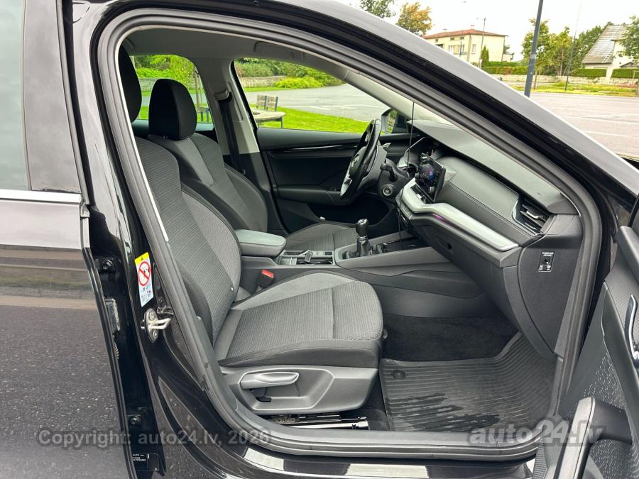 Black Skoda Octavia 2020 in Tallinn, with an engine capacity of 2.00 L and mileage of 126 thousand km for 15999 €, photo 14 on AUTOMOTO.COM.LV