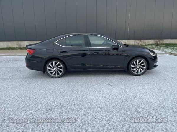 Black Skoda Octavia 2021 in Tartu, with an engine capacity of 1.50 L and mileage of 96 thousand km for 18900 €, photo 11 on AUTOMOTO.COM.LV