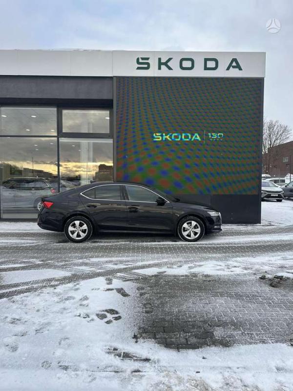 Melns Skoda Octavia 2021 Klaipėda, ar dzinēja tilpumu 1.97 L un nobraukumu 62 tūkst. km par 21800 €, foto 1 vietnē AUTOMOTO.COM.LV