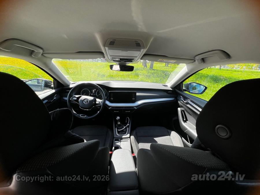 Melns Skoda Octavia 2021 Tallina, ar dzinēja tilpumu 1.00 L un nobraukumu 98 tūkst. km par 14500 €, foto 6 vietnē AUTOMOTO.COM.LV