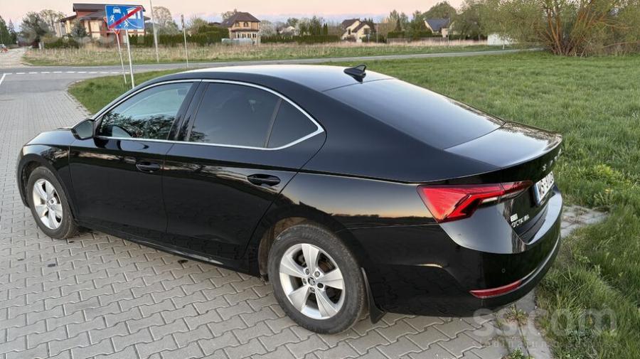 Melns Skoda Octavia 2021 Rīga, ar dzinēja tilpumu 1.00 L un nobraukumu 108 tūkst. km par 15800 €, foto 4 vietnē AUTOMOTO.COM.LV