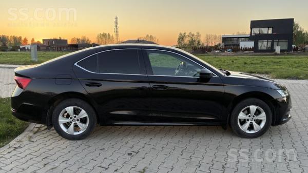 Melns Skoda Octavia 2021 Rīga, ar dzinēja tilpumu 1.00 L un nobraukumu 108 tūkst. km par 15800 €, foto 5 vietnē AUTOMOTO.COM.LV