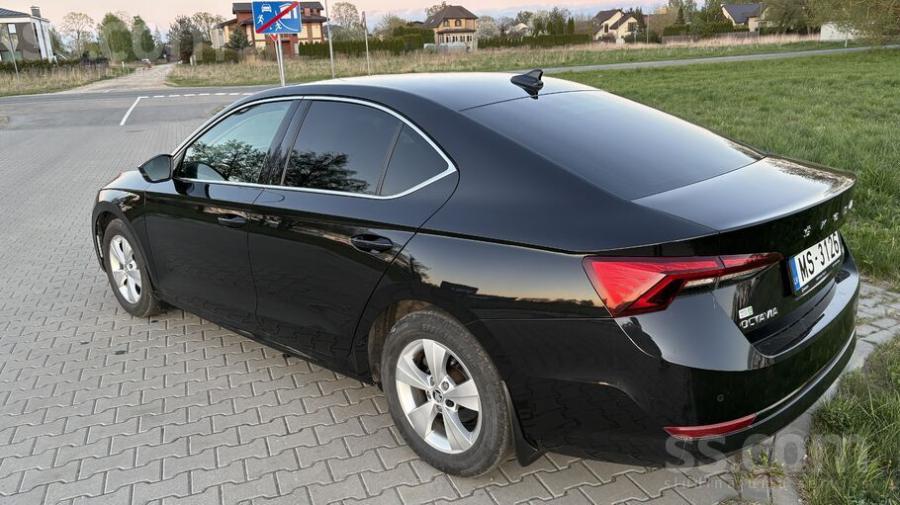 Melns Skoda Octavia 2021 Rīga, ar dzinēja tilpumu 1.00 L un nobraukumu 108 tūkst. km par 15800 €, foto 9 vietnē AUTOMOTO.COM.LV