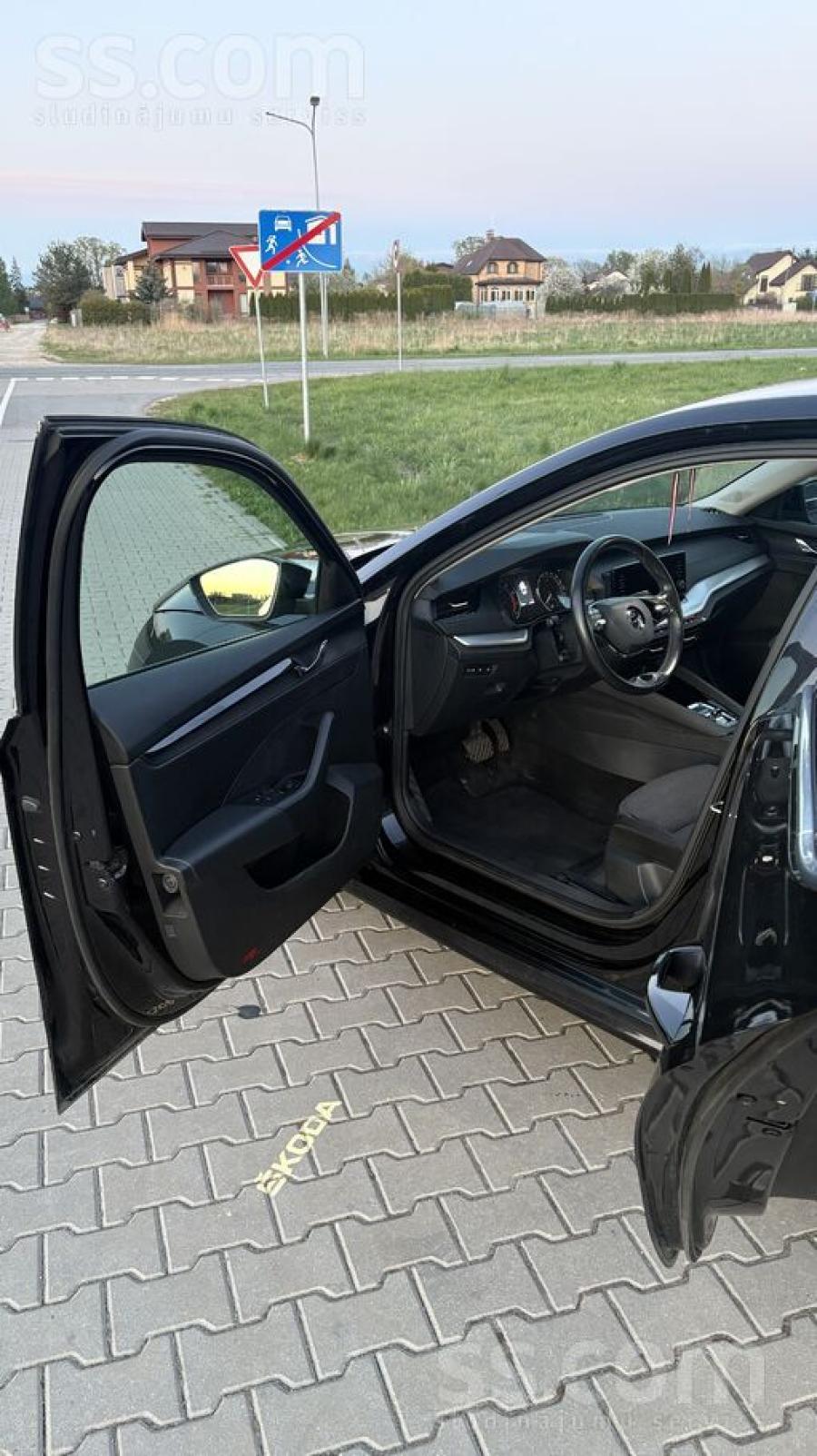 Melns Skoda Octavia 2021 Rīga, ar dzinēja tilpumu 1.00 L un nobraukumu 108 tūkst. km par 15800 €, foto 22 vietnē AUTOMOTO.COM.LV