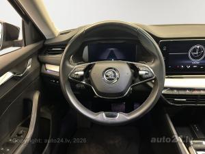 Black Skoda Octavia 2022 in Tallinn, with an engine capacity of 1.50 L and mileage of 125 thousand km for 16500 €, photo 9 on AUTOMOTO.COM.LV