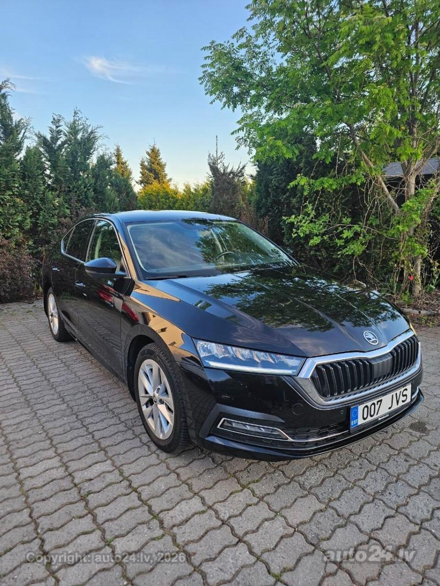 Melns Skoda Octavia 2022 Tallina, ar dzinēja tilpumu 1.50 L un nobraukumu 125 tūkst. km par 19500 €, foto 3 vietnē AUTOMOTO.COM.LV