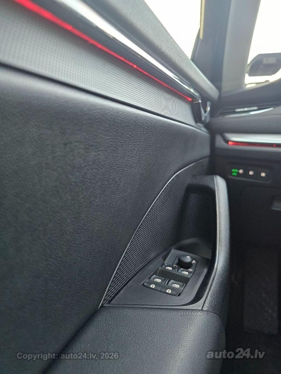 Melns Skoda Octavia 2022 Tallina, ar dzinēja tilpumu 1.50 L un nobraukumu 125 tūkst. km par 19500 €, foto 12 vietnē AUTOMOTO.COM.LV