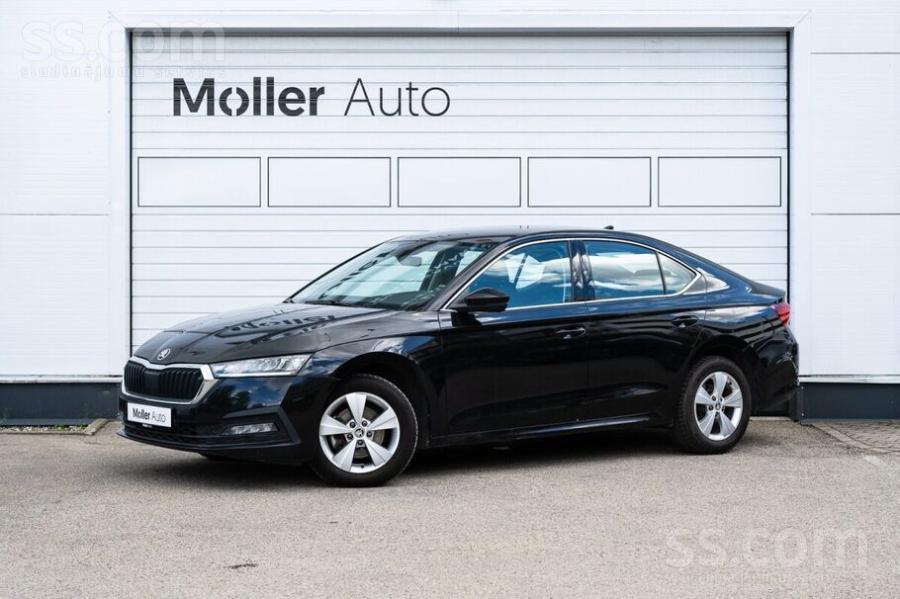 Black Skoda Octavia 2022 in Riga, with an engine capacity of 1.00 L and mileage of 101 thousand km for 14950 €, photo 1 on AUTOMOTO.COM.LV