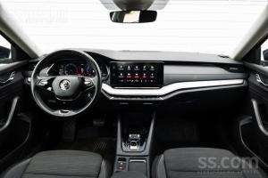 Black Skoda Octavia 2022 in Riga, with an engine capacity of 1.00 L and mileage of 101 thousand km for 14950 €, photo 10 on AUTOMOTO.COM.LV