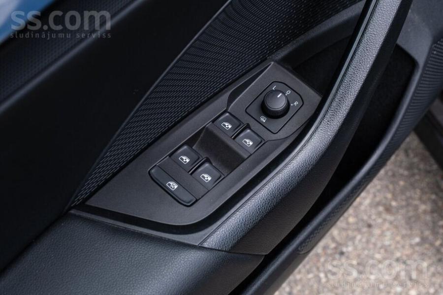 Black Skoda Octavia 2022 in Riga, with an engine capacity of 1.00 L and mileage of 101 thousand km for 14950 €, photo 19 on AUTOMOTO.COM.LV