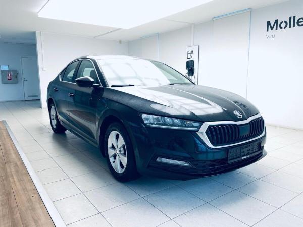 Black Skoda Octavia 2022 in Johvi, with an engine capacity of 1.00 L and mileage of 110 thousand km for 15900 €, photo 2 on AUTOMOTO.COM.LV