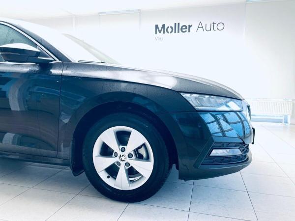 Black Skoda Octavia 2022 in Johvi, with an engine capacity of 1.00 L and mileage of 110 thousand km for 15900 €, photo 4 on AUTOMOTO.COM.LV