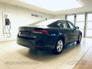 Melns Skoda Octavia 2022 Jehvi, ar dzinēja tilpumu 1.00 L un nobraukumu 110 tūkst. km par 15900 €, foto 6 vietnē AUTOMOTO.COM.LV