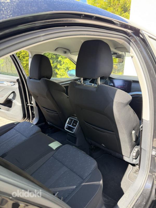 Black Skoda Octavia 2022 in Tallinn, with an engine capacity of 0.00 L and mileage of 125 thousand km for 18900 €, photo 3 on AUTOMOTO.COM.LV