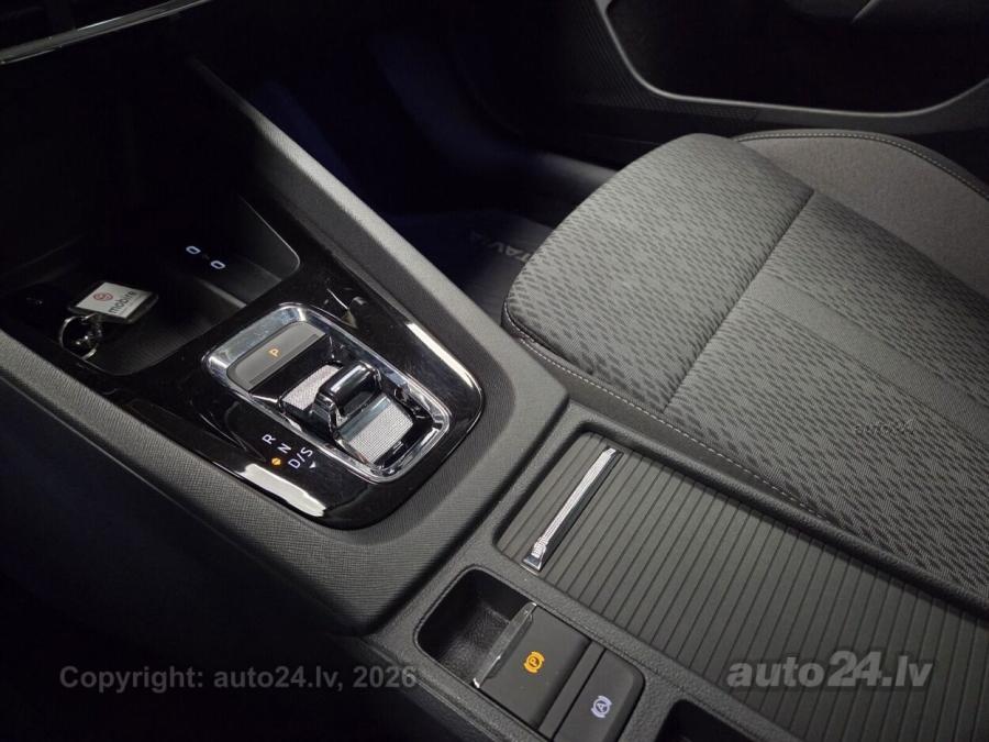 Melns Skoda Octavia 2023 Tallina, ar dzinēja tilpumu 1.50 L un nobraukumu 56 tūkst. km par 21900 €, foto 13 vietnē AUTOMOTO.COM.LV