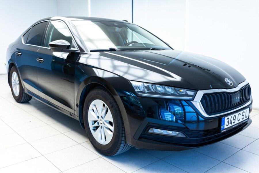 Black Skoda Octavia 2023 in Johvi, with an engine capacity of 1.50 L and mileage of 39 thousand km for 19000 €, photo 4 on AUTOMOTO.COM.LV