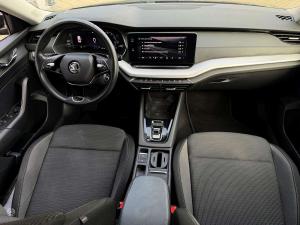 Black Skoda Octavia 2023 in Kaunas, with an engine capacity of 1.50 L and mileage of 175 thousand km for 16900 €, photo 9 on AUTOMOTO.COM.LV