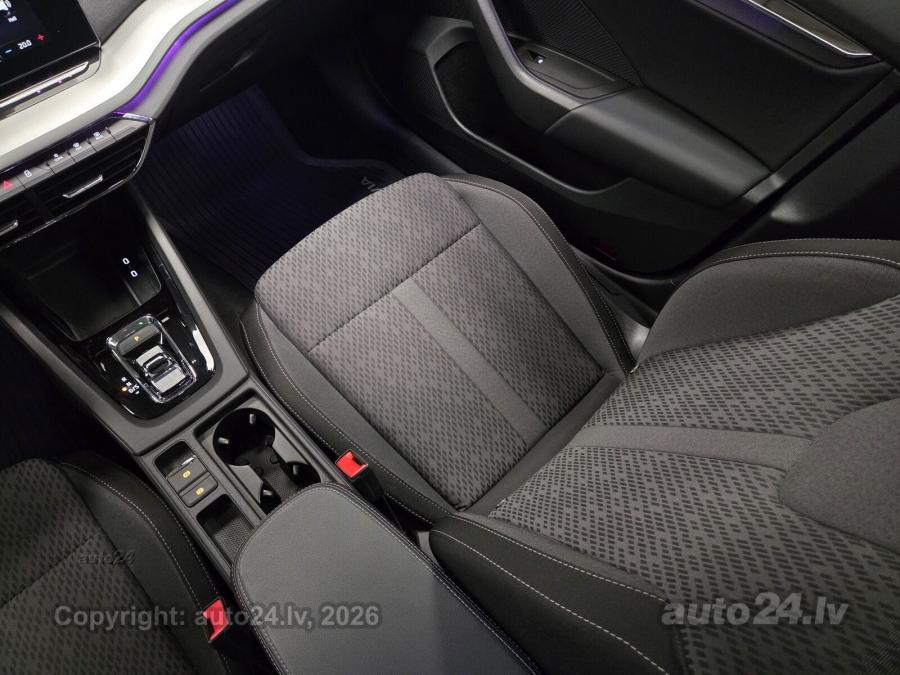 Melns Skoda Octavia 2023 Tallina, ar dzinēja tilpumu 1.50 L un nobraukumu 33 tūkst. km par 22900 €, foto 17 vietnē AUTOMOTO.COM.LV