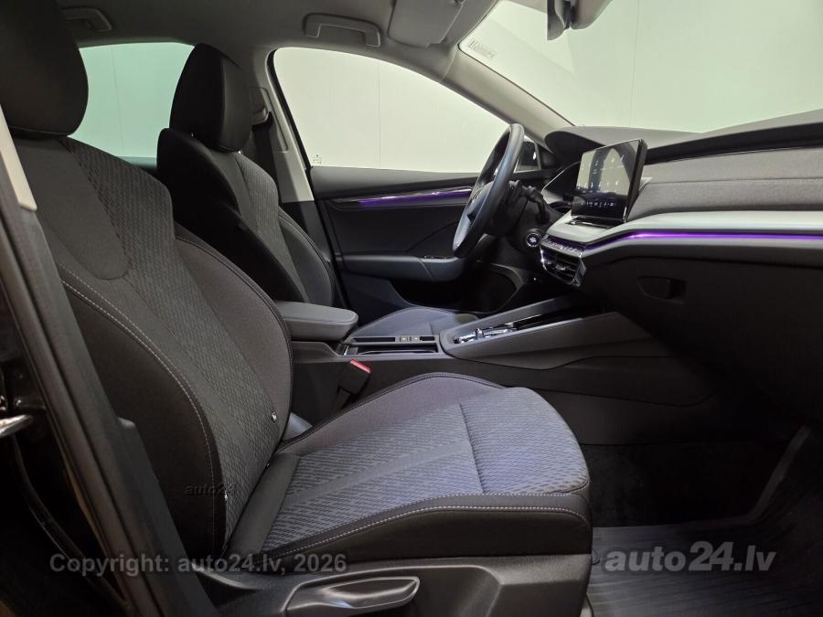 Melns Skoda Octavia 2023 Tallina, ar dzinēja tilpumu 1.50 L un nobraukumu 33 tūkst. km par 22900 €, foto 18 vietnē AUTOMOTO.COM.LV