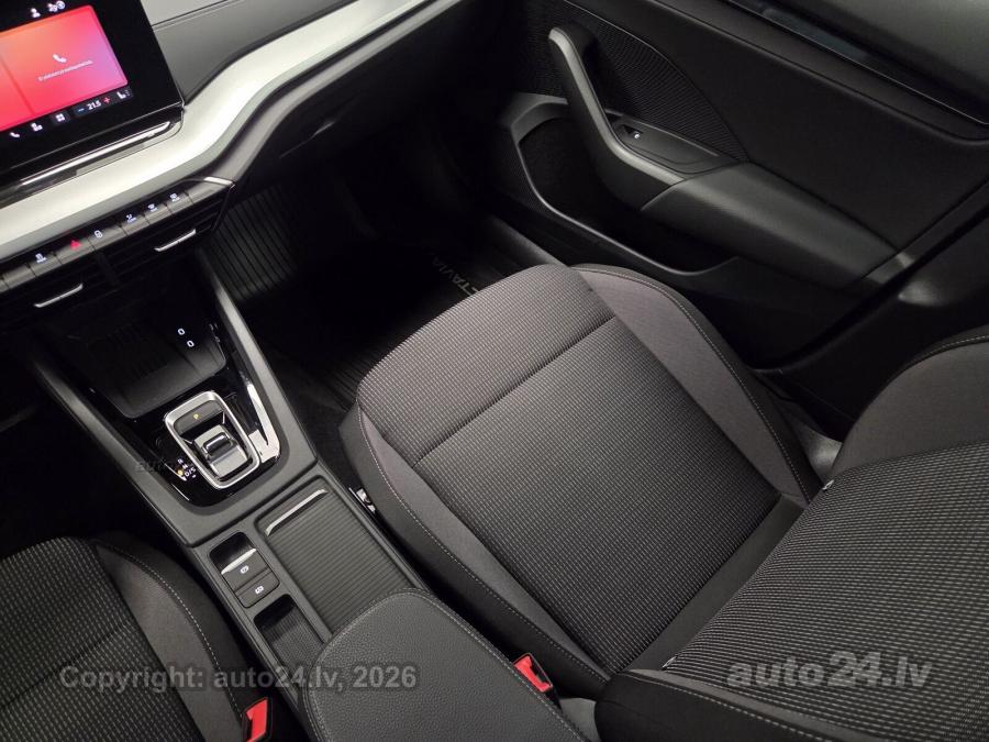 Melns Skoda Octavia 2024 Tallina, ar dzinēja tilpumu 1.50 L un nobraukumu 40 tūkst. km par 25900 €, foto 17 vietnē AUTOMOTO.COM.LV