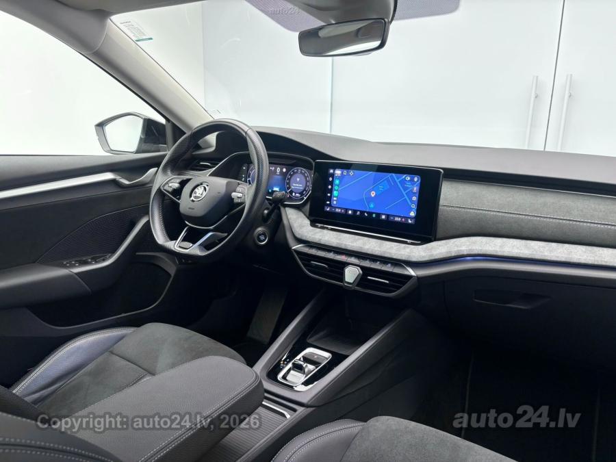 Black Skoda Octavia 2024 in Tartu, with an engine capacity of 1.50 L and mileage of 33 thousand km for 28900 €, photo 11 on AUTOMOTO.COM.LV
