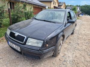 Melns Skoda Octavia 2000 Viļņa, ar dzinēja tilpumu 1.60 L un nobraukumu 326 tūkst. km par 349 €, foto 3 vietnē AUTOMOTO.COM.LV