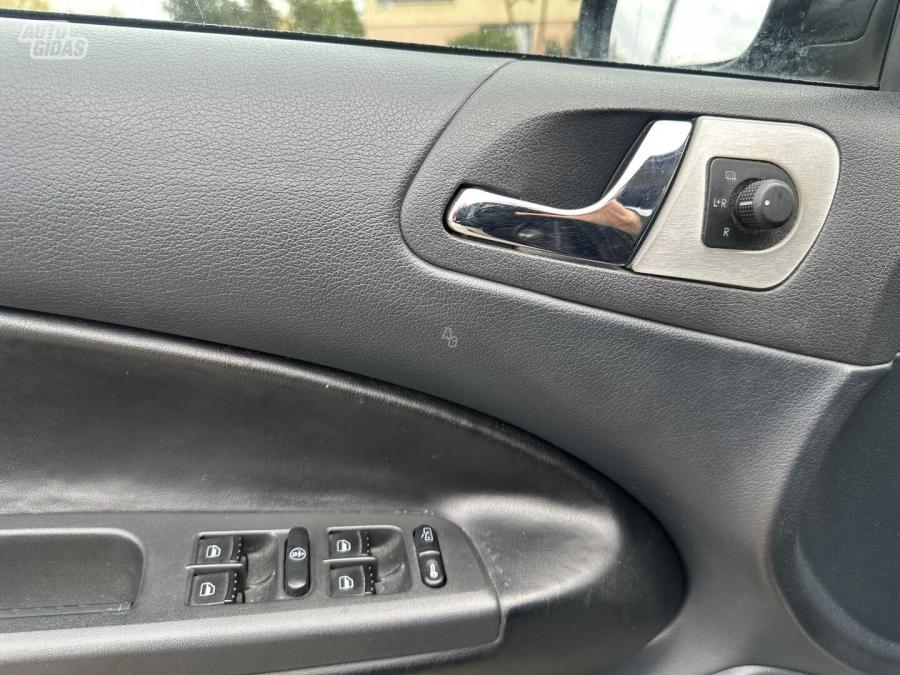 Black Skoda Octavia 2001 in Vilnius, with an engine capacity of 1.90 L and mileage of 319 thousand km for 1350 €, photo 21 on AUTOMOTO.COM.LV
