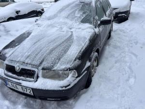 Black Skoda Octavia 2002 in Vilnius, with an engine capacity of 1.90 L and mileage of 305 thousand km for 430 €, photo 4 on AUTOMOTO.COM.LV