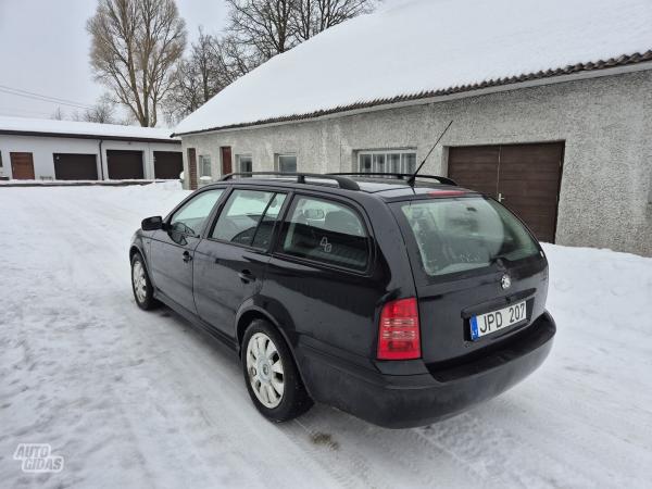 Melns Skoda Octavia 2002 Kelmė, ar dzinēja tilpumu 1.90 L un nobraukumu 400 tūkst. km par 1000 €, foto 4 vietnē AUTOMOTO.COM.LV