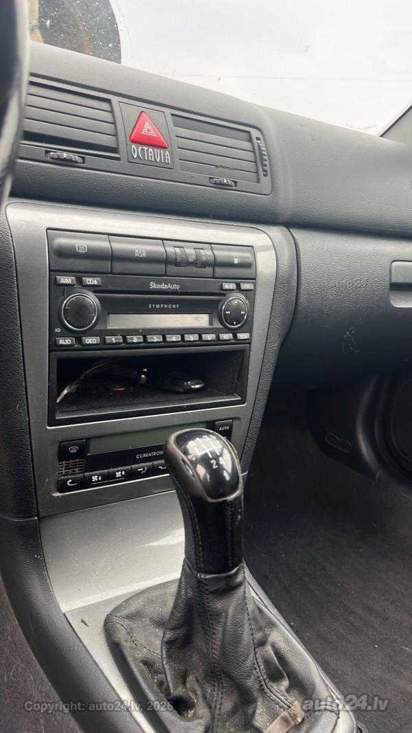 Melns Skoda Octavia 2002 Tallina, ar dzinēja tilpumu 1.80 L un nobraukumu 0 tūkst. km par 750 €, foto 7 vietnē AUTOMOTO.COM.LV