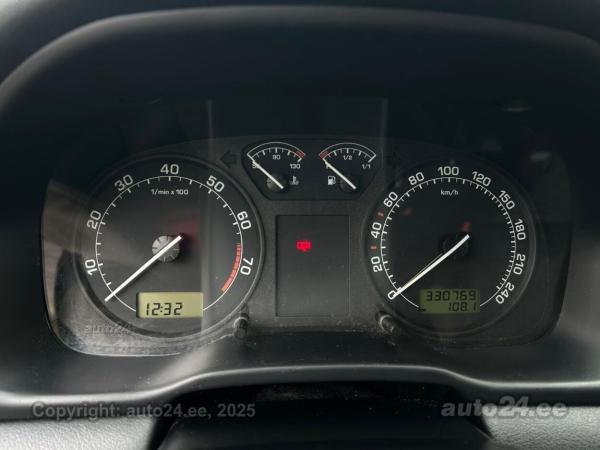 Черный Шкода Октавия 2005 в Таллин, объемом двигателя 1.80 л и пробегом 329 тыс. км за 1400 €, фото 11 на AUTOMOTO.COM.LV