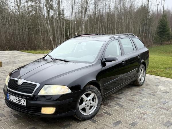 Melns Skoda Octavia 2005 Cēsis, ar dzinēja tilpumu 1.60 L un nobraukumu 312 tūkst. km par 2200 €, foto 1 vietnē AUTOMOTO.COM.LV