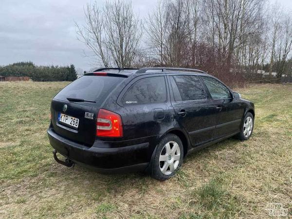 Black Skoda Octavia 2005 in Kaunas, with an engine capacity of 2.00 L and mileage of 555 thousand km for 1700 €, photo 5 on AUTOMOTO.COM.LV