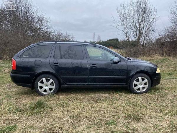 Black Skoda Octavia 2005 in Kaunas, with an engine capacity of 2.00 L and mileage of 555 thousand km for 1700 €, photo 6 on AUTOMOTO.COM.LV