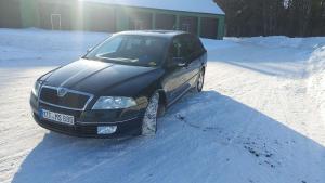 Black Skoda Octavia 2005 in Utena, with an engine capacity of 1.97 L and mileage of 182 thousand km for 2250 €, photo  on AUTOMOTO.COM.LV