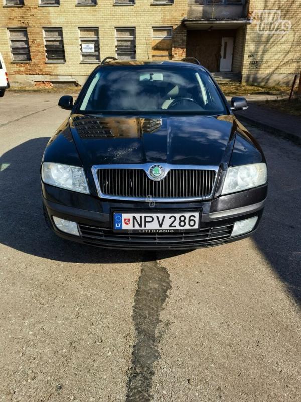 Melns Skoda Octavia 2005 Druskininkai, ar dzinēja tilpumu 1.90 L un nobraukumu 400 tūkst. km par 1200 €, foto 7 vietnē AUTOMOTO.COM.LV