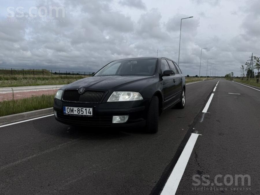 Black Skoda Octavia 2005 in Liepaja, with an engine capacity of 2.00 L and mileage of 564 thousand km for 1900 €, photo 2 on AUTOMOTO.COM.LV