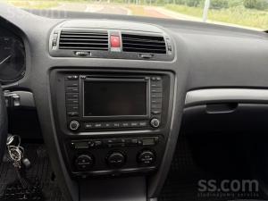 Black Skoda Octavia 2005 in Liepaja, with an engine capacity of 2.00 L and mileage of 564 thousand km for 1900 €, photo 18 on AUTOMOTO.COM.LV