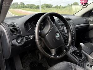 Black Skoda Octavia 2005 in Liepaja, with an engine capacity of 2.00 L and mileage of 564 thousand km for 1900 €, photo 17 on AUTOMOTO.COM.LV