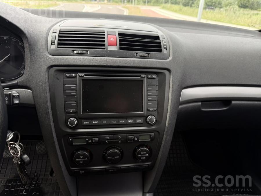 Black Skoda Octavia 2005 in Liepaja, with an engine capacity of 2.00 L and mileage of 564 thousand km for 1900 €, photo 19 on AUTOMOTO.COM.LV
