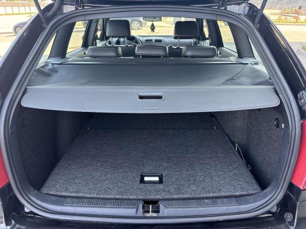 Black Skoda Octavia 2005 in Vilnius, with an engine capacity of 1.98 L and mileage of 246 thousand km for 3300 €, photo 10 on AUTOMOTO.COM.LV