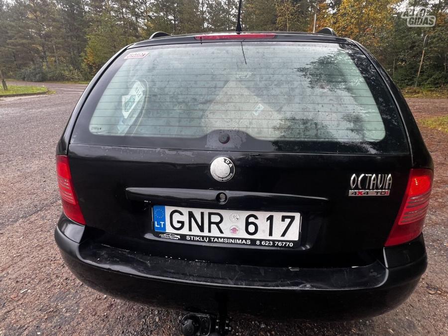 Black Skoda Octavia 2005 in Vilnius, with an engine capacity of 1.90 L and mileage of 350 thousand km for 1250 €, photo 3 on AUTOMOTO.COM.LV