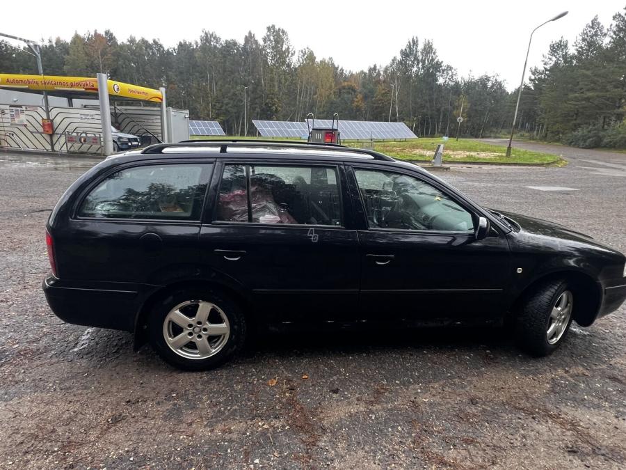 Black Skoda Octavia 2005 in Vilnius, with an engine capacity of 1.90 L and mileage of 350 thousand km for 1250 €, photo 5 on AUTOMOTO.COM.LV