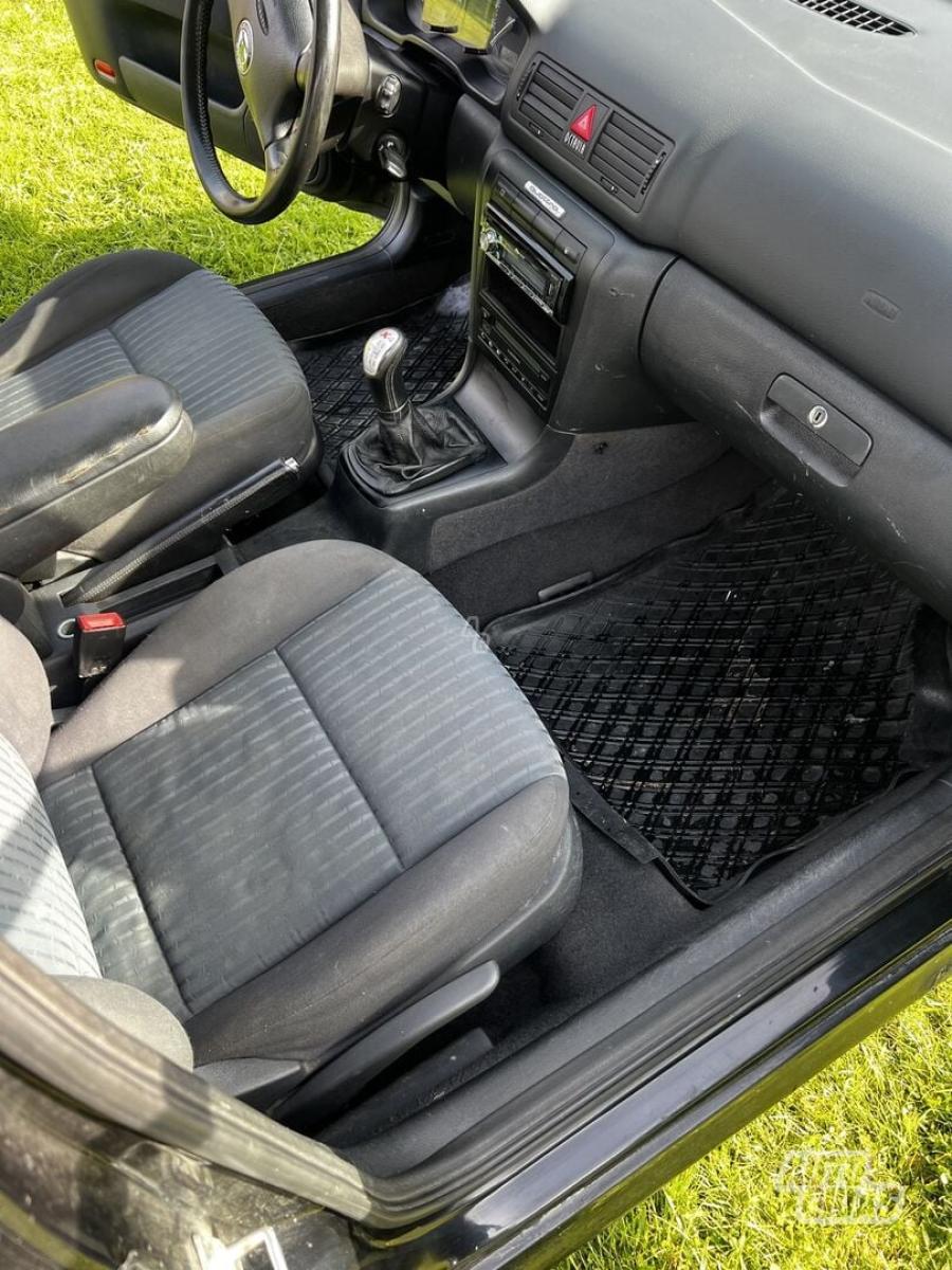Black Skoda Octavia 2005 in Vilnius, with an engine capacity of 1.90 L and mileage of 350 thousand km for 1250 €, photo 12 on AUTOMOTO.COM.LV