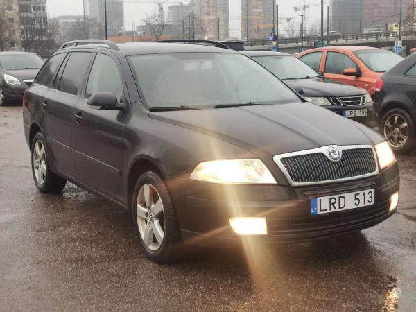Black Skoda Octavia 2006 in Vilnius, with an engine capacity of 1.90 L and mileage of 313 thousand km for 850 €, photo 7 on AUTOMOTO.COM.LV