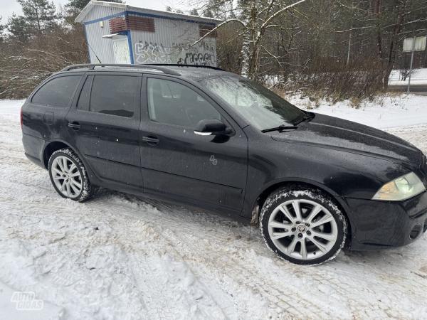 Black Skoda Octavia 2006 in Vilnius, with an engine capacity of 2.00 L and mileage of 317 thousand km for 2499 €, photo 4 on AUTOMOTO.COM.LV