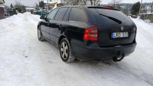 Melns Skoda Octavia 2006 Viļņa, ar dzinēja tilpumu 1.90 L un nobraukumu 300 tūkst. km par 550 €, foto 4 vietnē AUTOMOTO.COM.LV