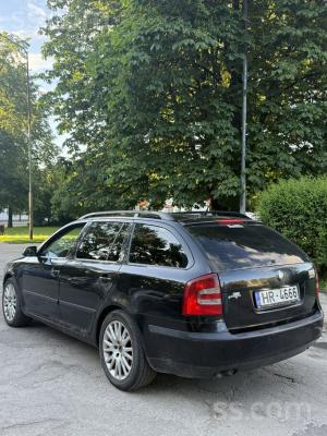 Melns Skoda Octavia 2006 Jelgava, ar dzinēja tilpumu 2.00 L un nobraukumu 465 tūkst. km par 1100 €, foto 4 vietnē AUTOMOTO.COM.LV