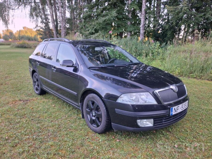 Black Skoda Octavia 2006 in Preili, with an engine capacity of 2.00 L and mileage of 329 thousand km for 1550 €, photo 4 on AUTOMOTO.COM.LV